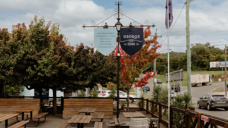 Stonequarry Bar & Grill - George IV Inn , Picton